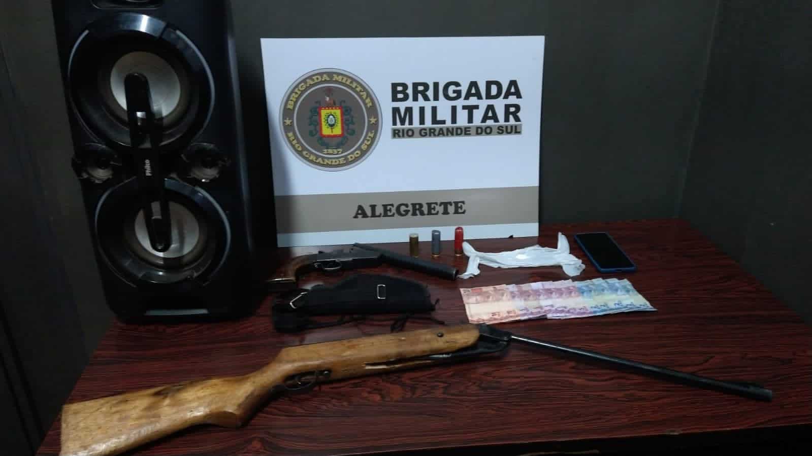 Homem é Preso Com Droga Armas E Munições No Bairro Nova Brasília