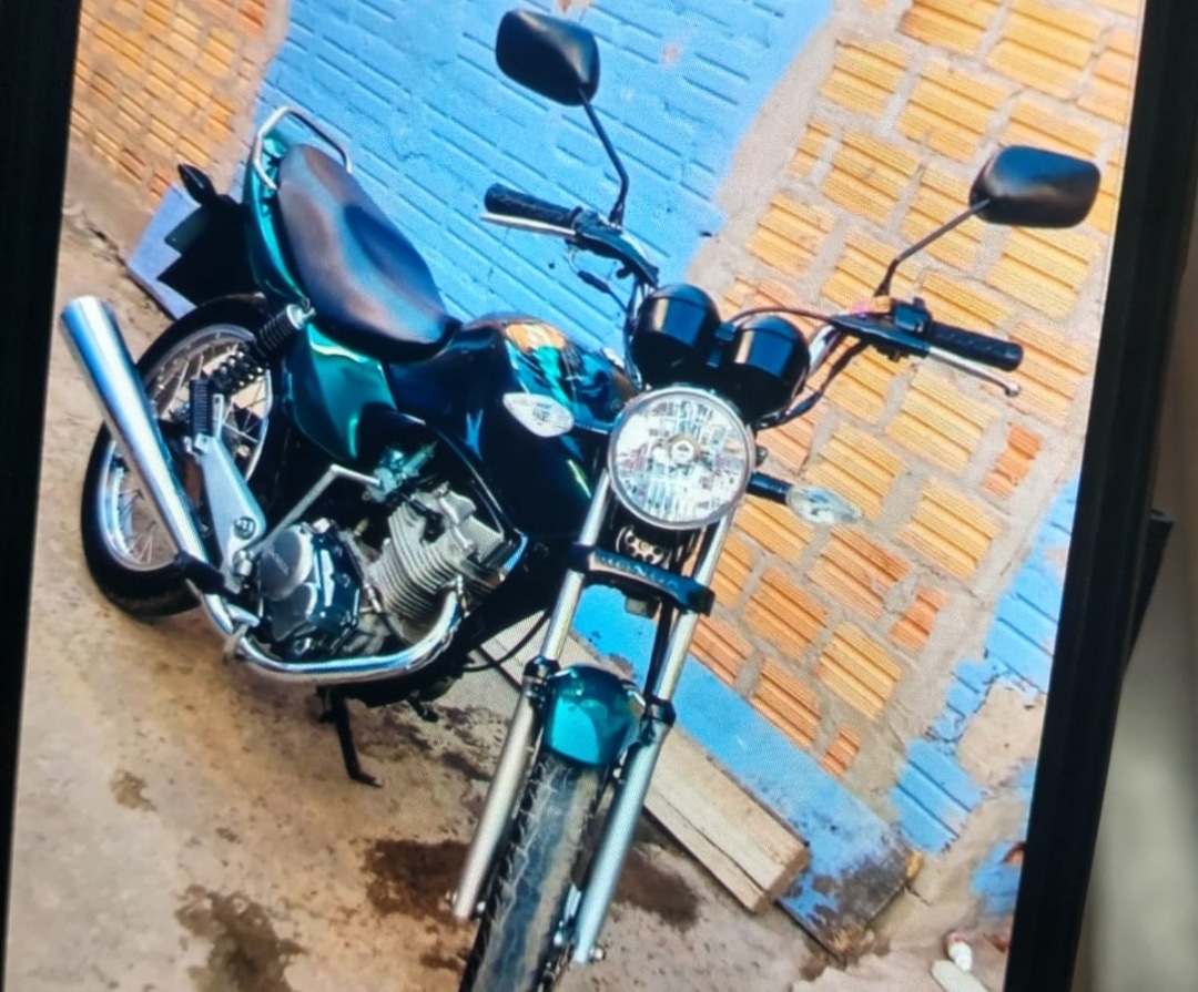 Trabalhador tem moto furtada e pede ajuda da população para localizá-la