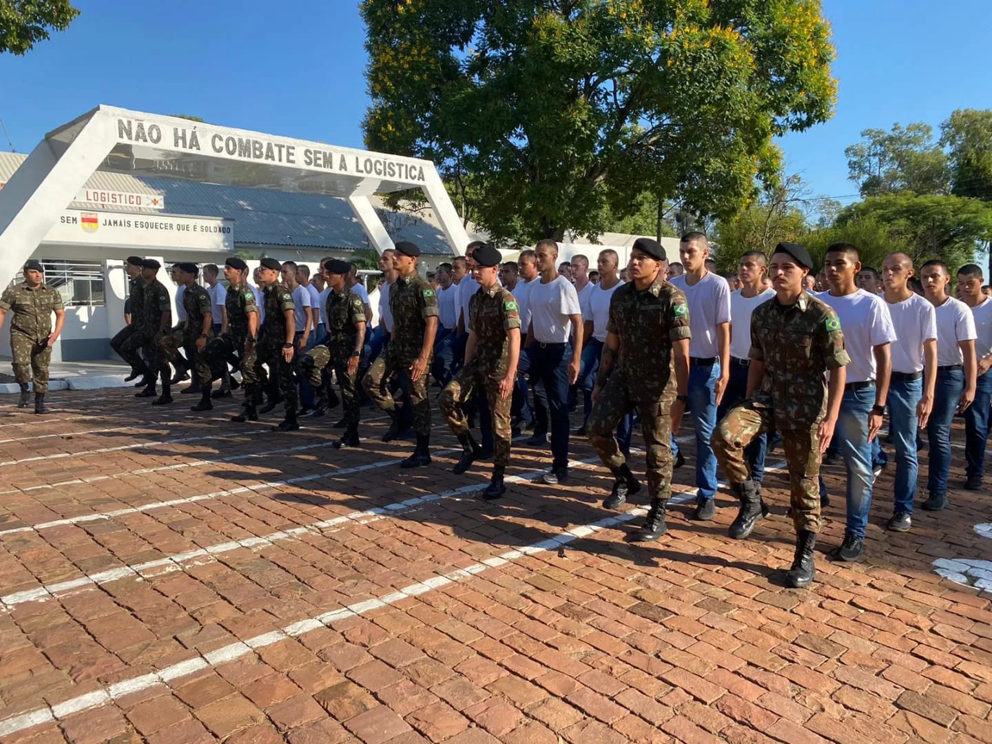 Batalhão Marquês de Alegrete dá as boas vindas aos novos soldados