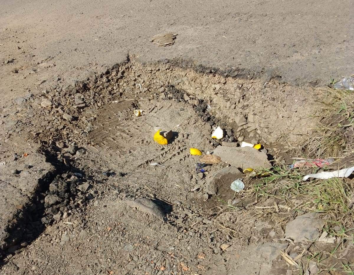 Trecho de rua próxima à UPA está em péssimas condições, dizem moradores