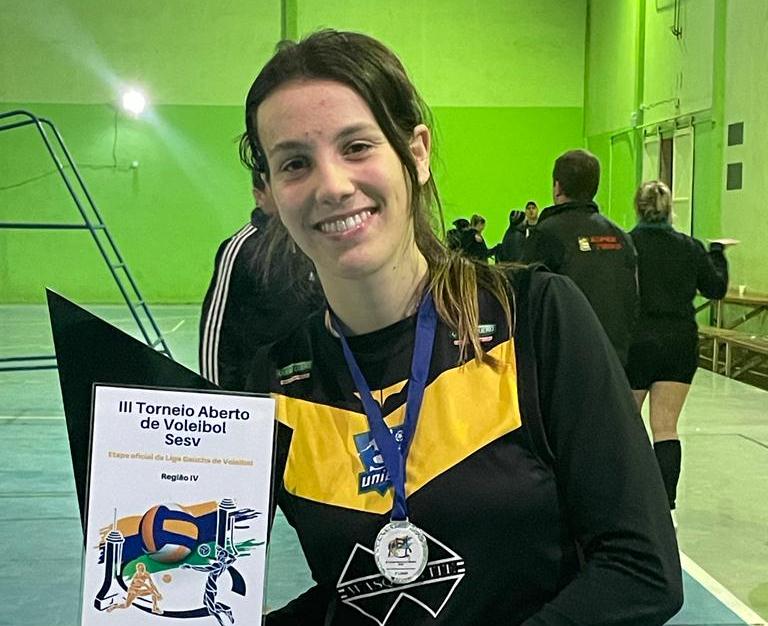 Amanda Spolaor, uma alegretense com talento nato no voleibol