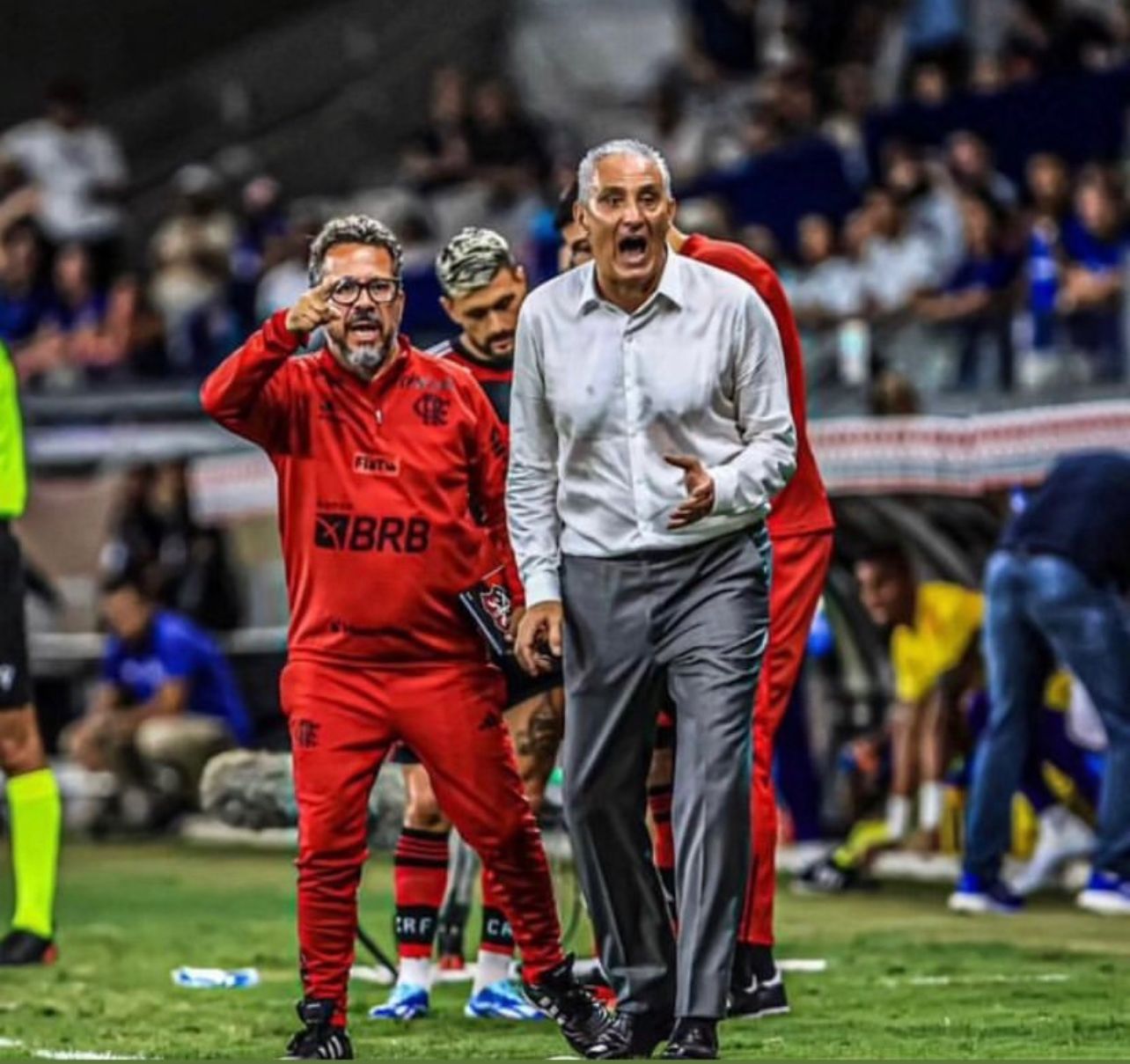 Alegretense Cleber Xavier, auxiliar de Tite no Flamengo embala no ...