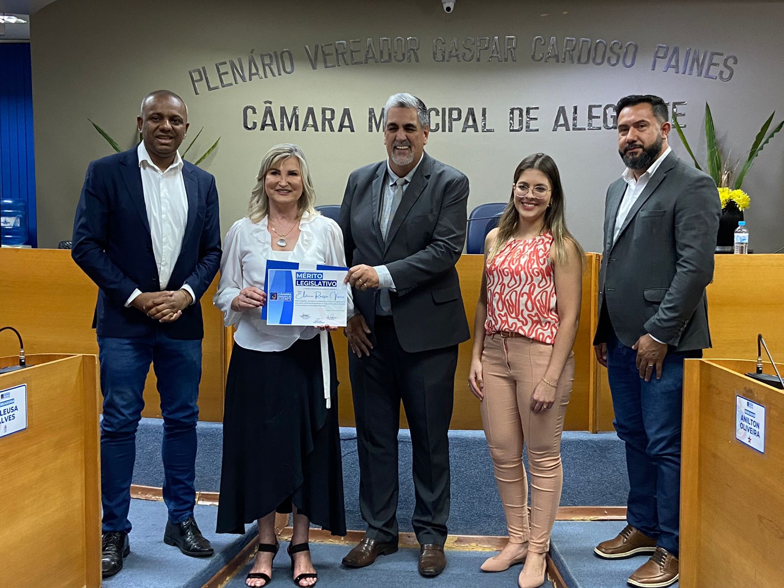 Sessão Solene homenageia primeira fonoaudióloga de Alegrete, Elâine ...