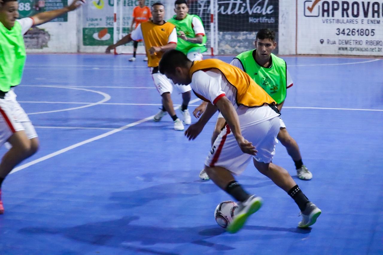 Real segue em preparação para estreia na Série Prata de futsal