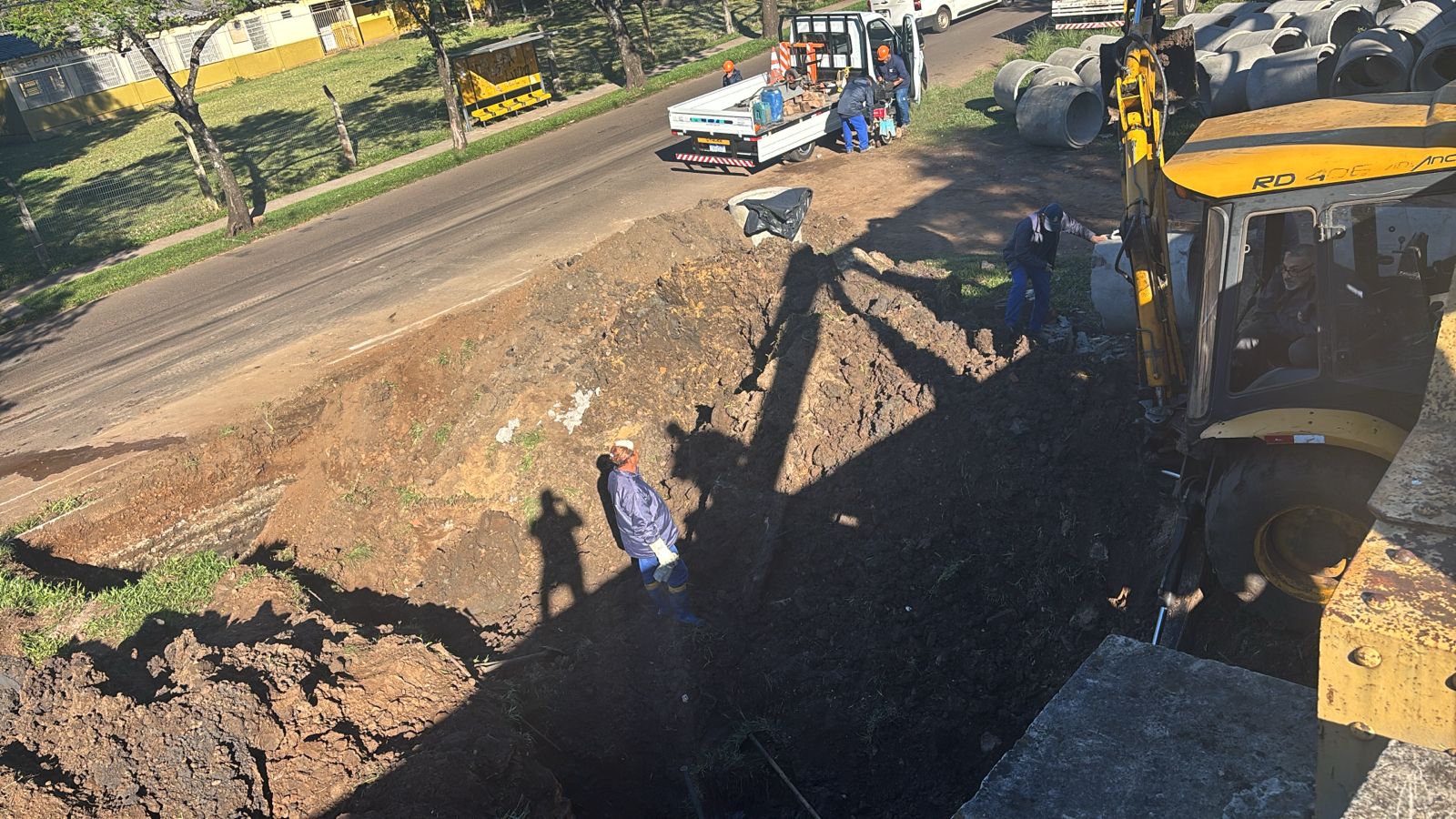 Obra de drenagem é iniciada na Avenida Alexandre Lisboa