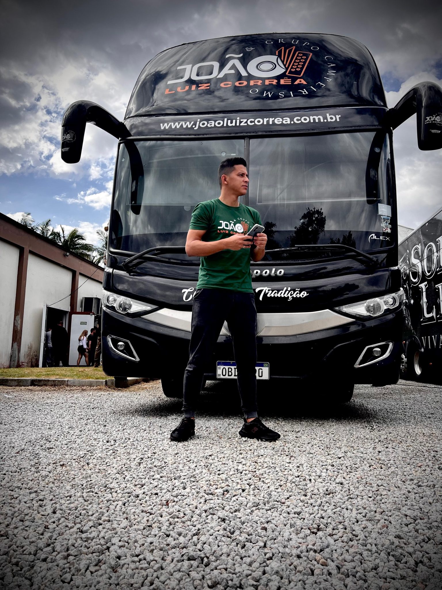 Músico alegretense está na estrada com João Luiz Côrrea & Grupo Campeirismo