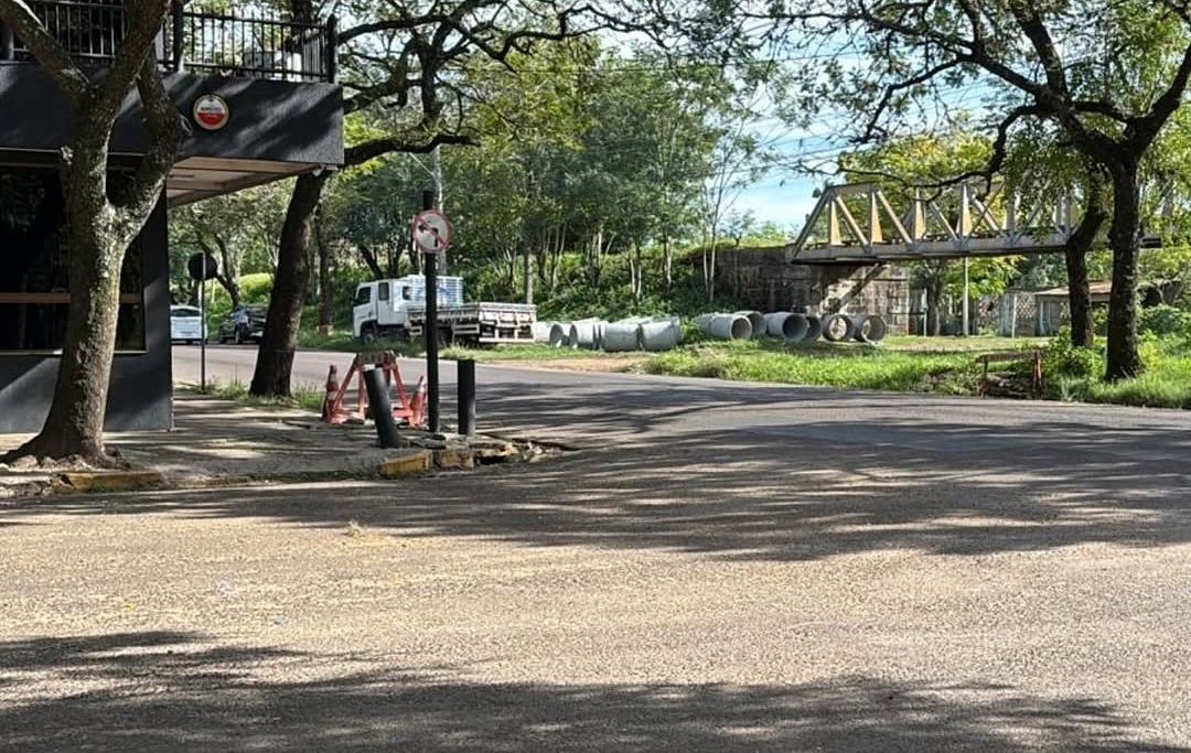 Obras de drenagem na Avenida Alexandre de Lisboa serão retomadas