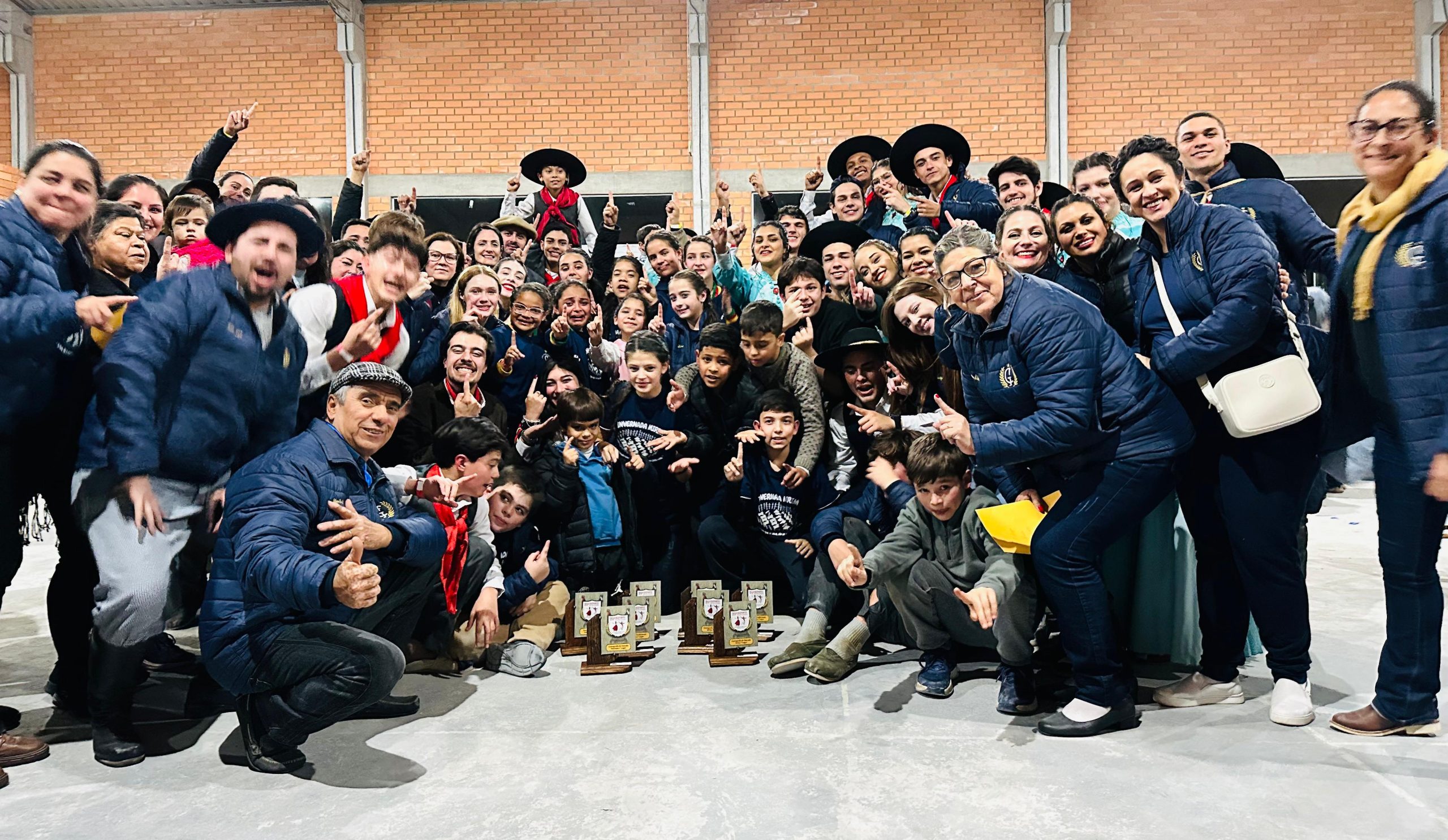 Participantes de Alegrete vencem o 20º Reponte das Artes Gaúchas em São ...