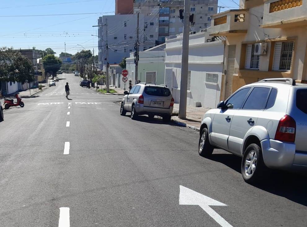 Trânsito | Rua Tiradentes passa a ter sentido único