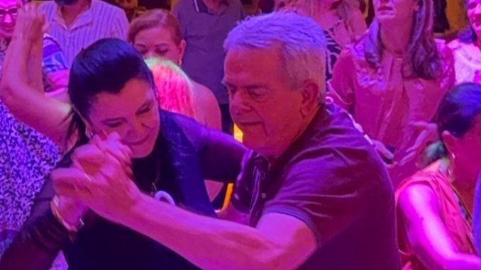 O dia em que turistas de Alegrete dançaram o Canto Alegretense na Capadócia
