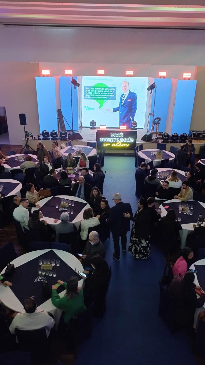 Otélio Drebes inspira Alegrete em palestra solidária no Clube Casino