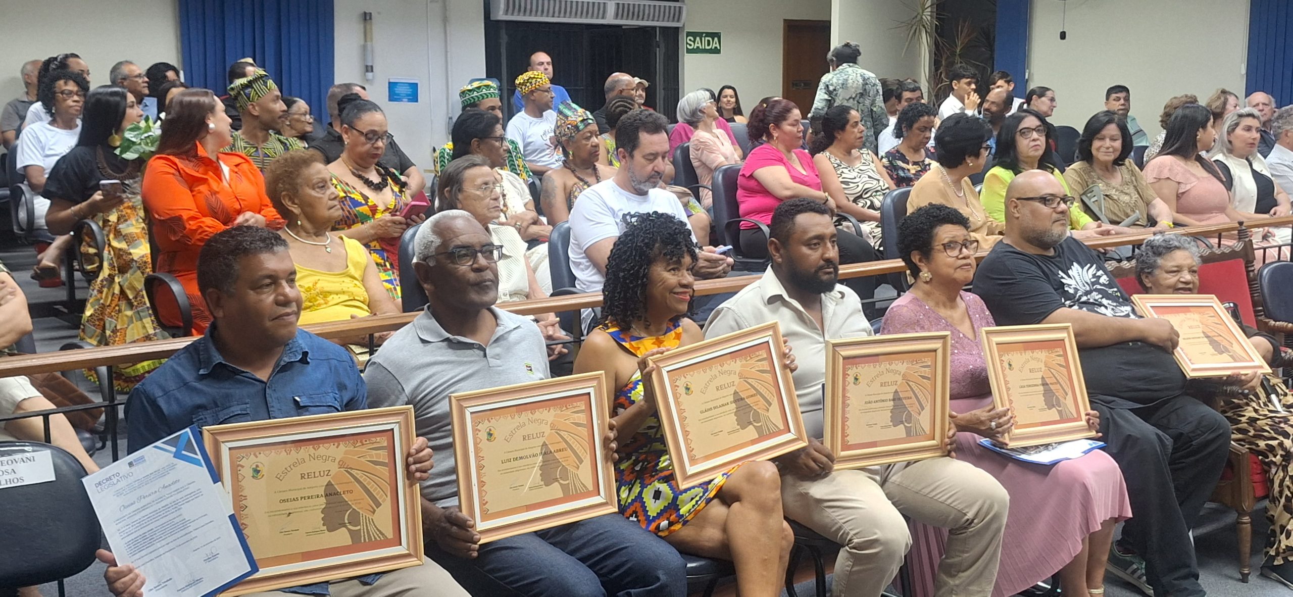 Estrela Negra que Reluz homenageia destaques em diversas áreas em Alegrete