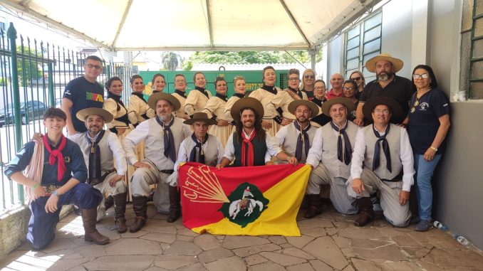 Com coreografia premiada, Invernada Xiru se destaca entre as melhores do RS